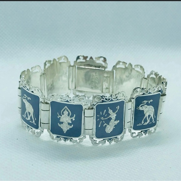 SIAM NIELLO | Jewelry | Vintage Silver Siam Niello Dancing Goddess ...
